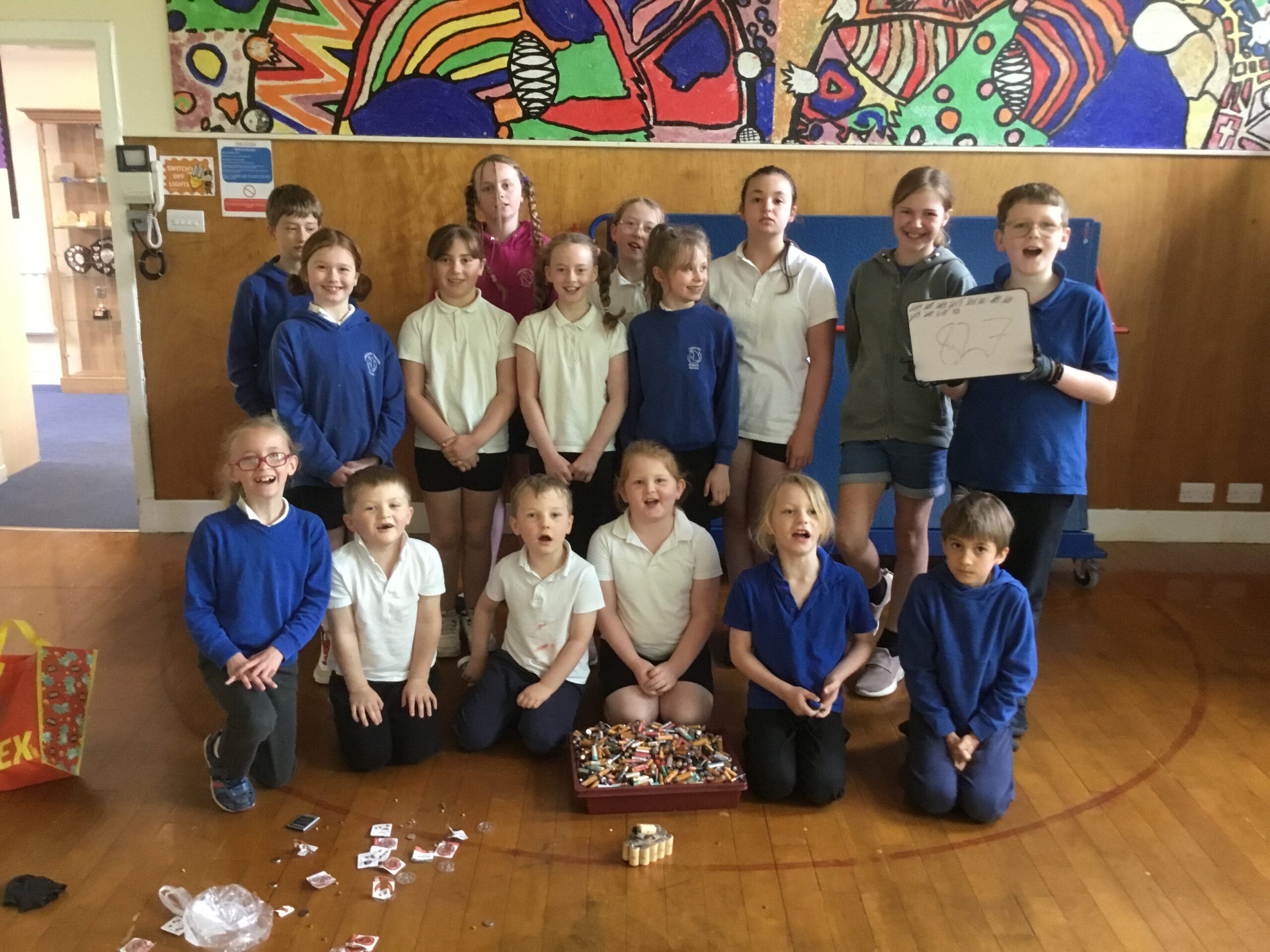 Team Lumsden counts the next delivery of batteries - Duracell Big Battery Hunt